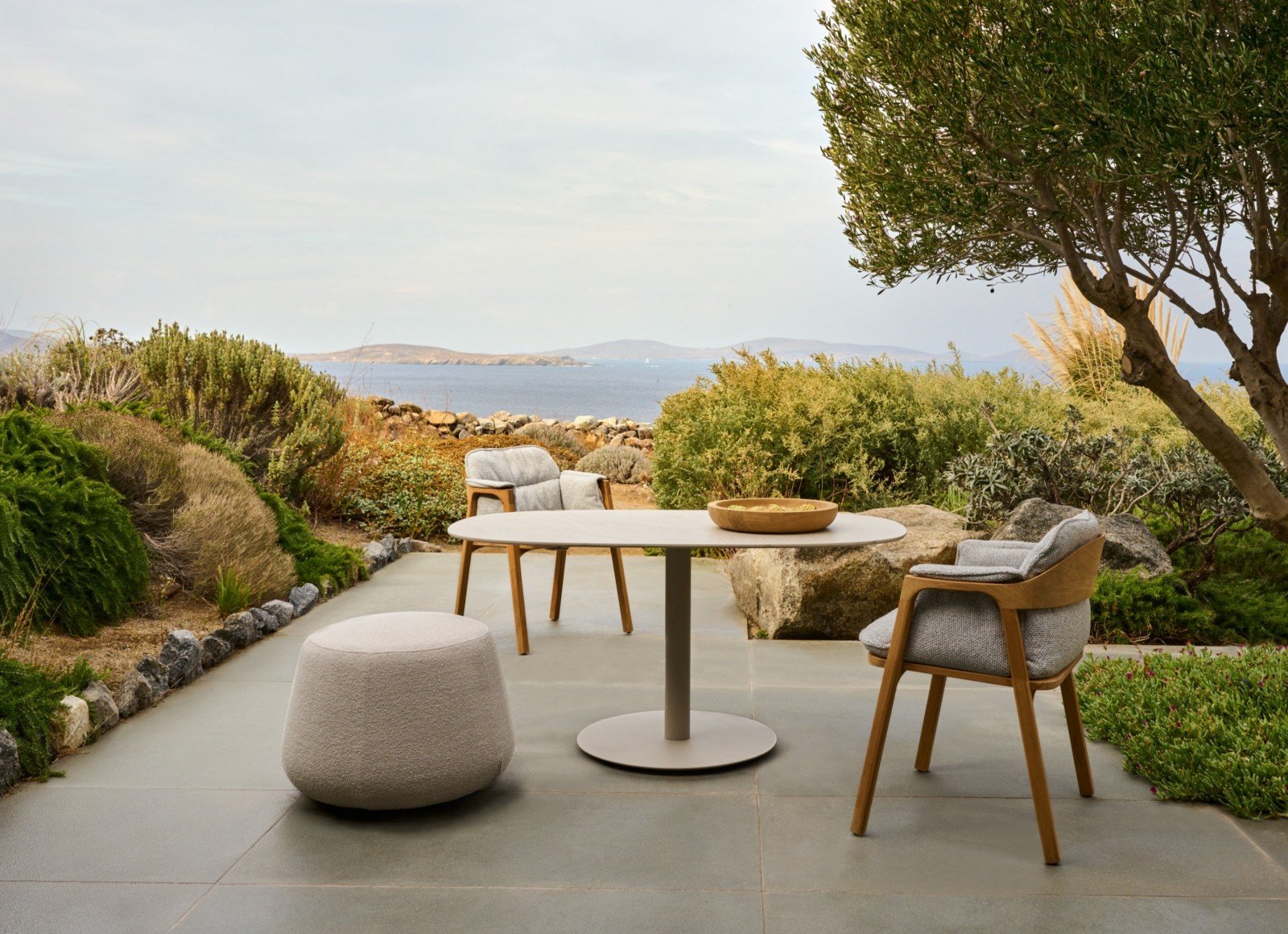 Een design tuintafel kopen? - Tuinmeubelen - Hanolux Turnhout